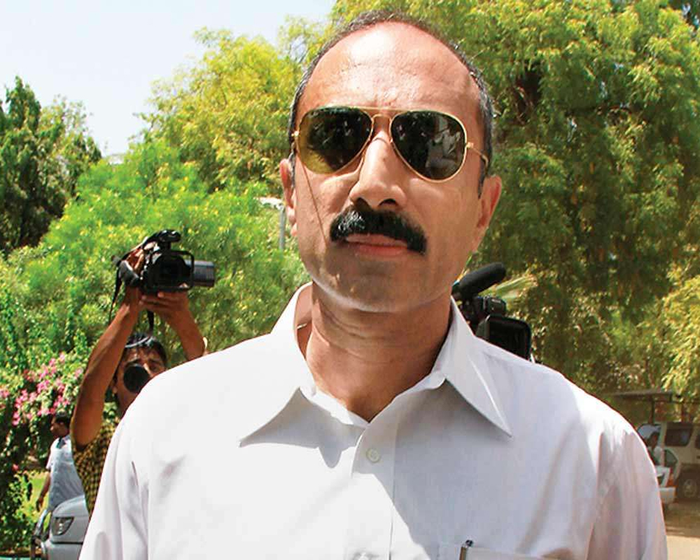Former Gujarat IPS officer Sanjiv Bhatt detained