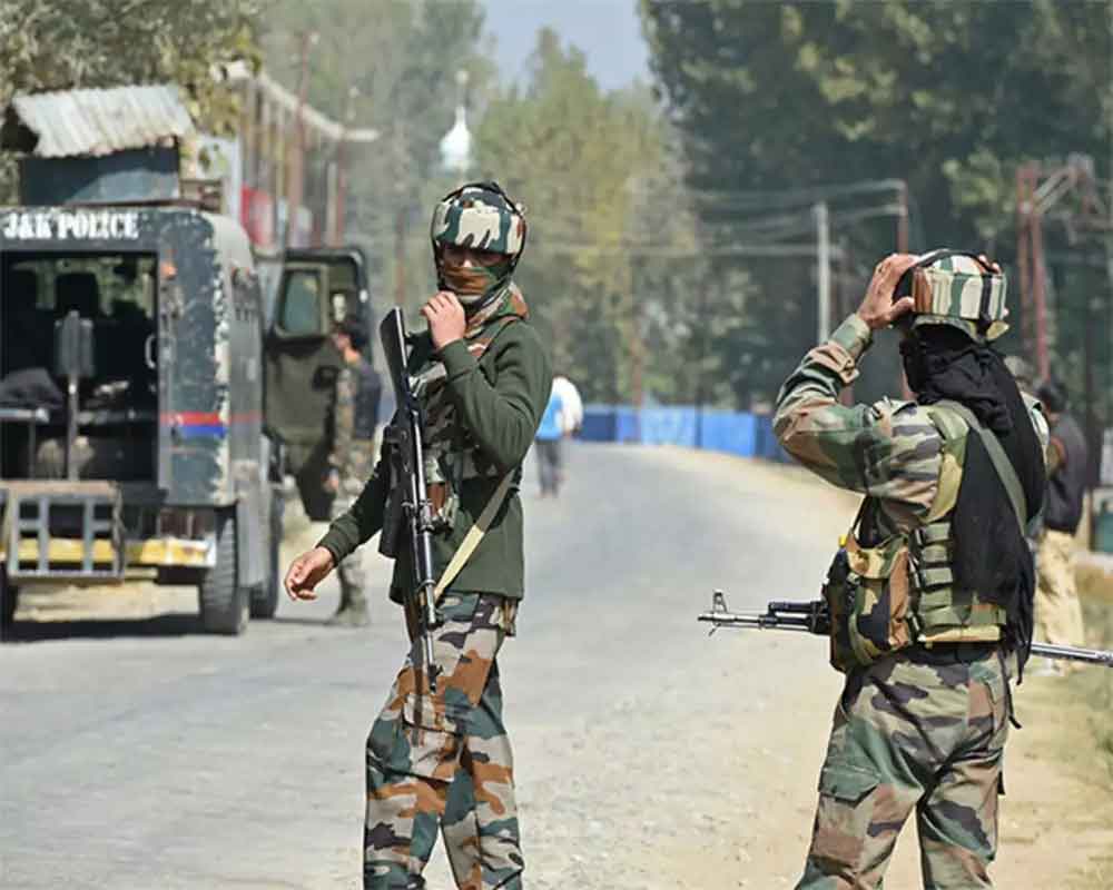 2 terrorists killed in Shopian
