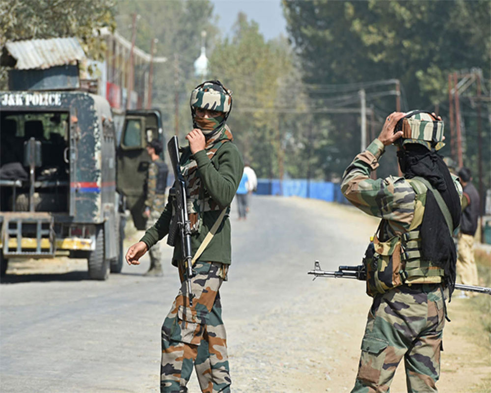 Encounter breaks out between security forces and militants in J-K's Kulgam
