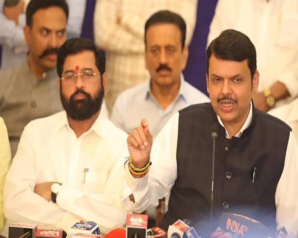 Maha Assembly passes resolution to 'legally pursue' inclusion of 865 Marathi-speaking K'taka ...