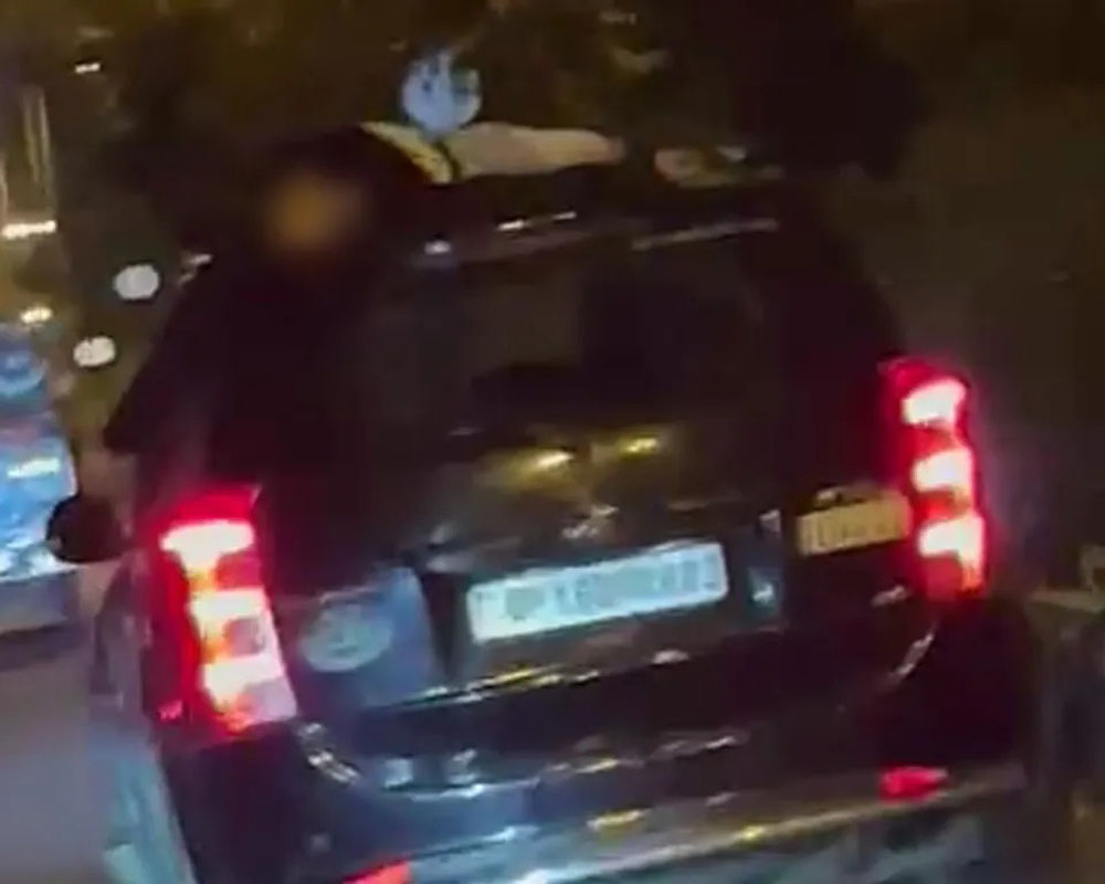 Car crashes into bike in Delhi, drives for half-a-kilometre with man on bonnet