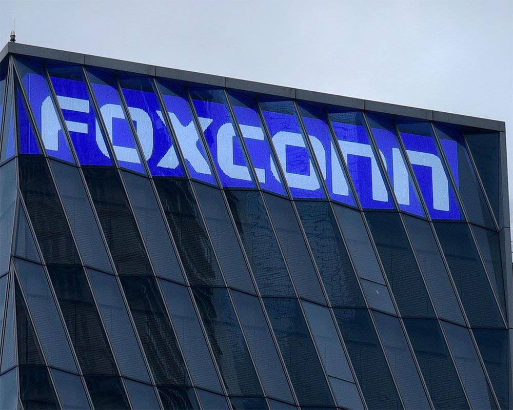 Foxconn plans to apply separately for chip manufacturing incentives; pledges commitment to India
