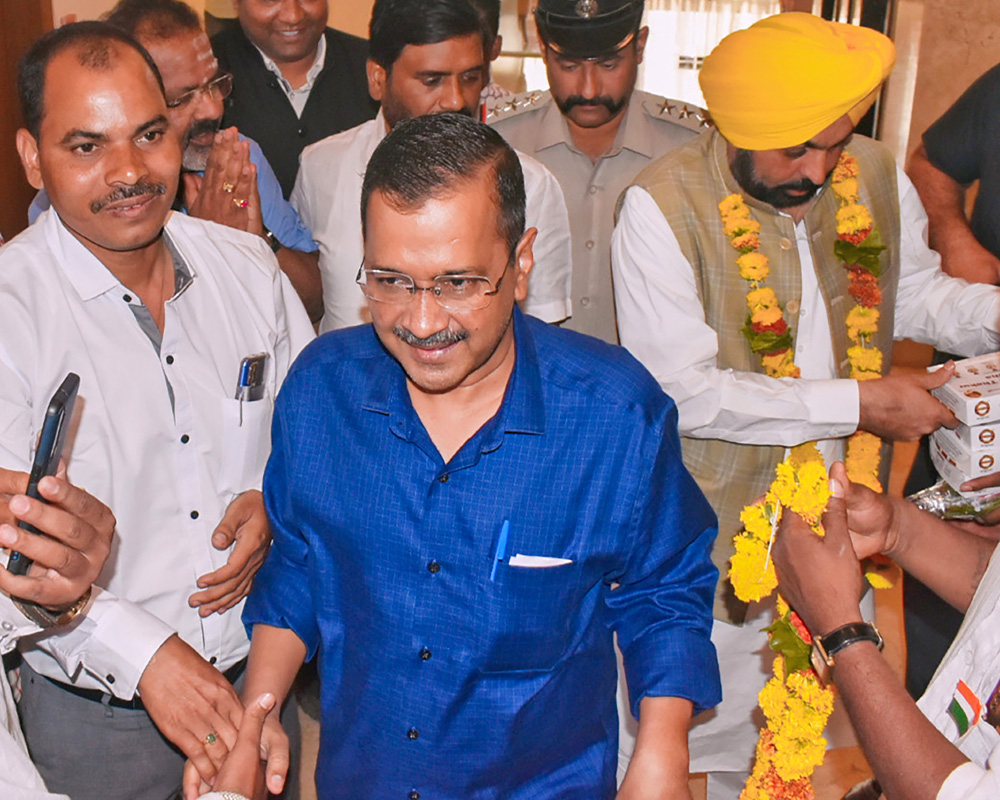 Give AAP a chance for corruption-free govt: Kejriwal in K'taka poll rally