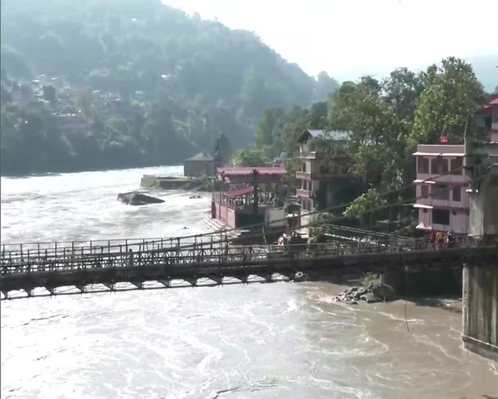 HP: Three feared dead in Rohru flash flood, residents evacuated in Kotkhai as as cracks develop ...