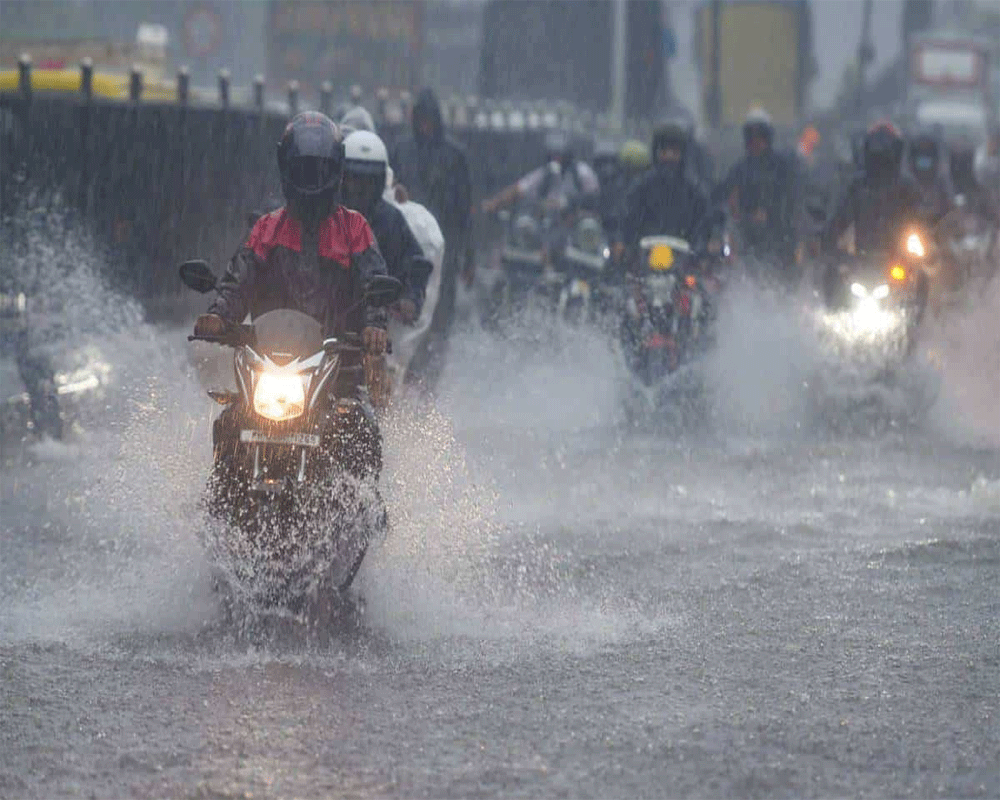 Mumbai receives heavy rains as monsoon advances over city; IMD predicts more showers