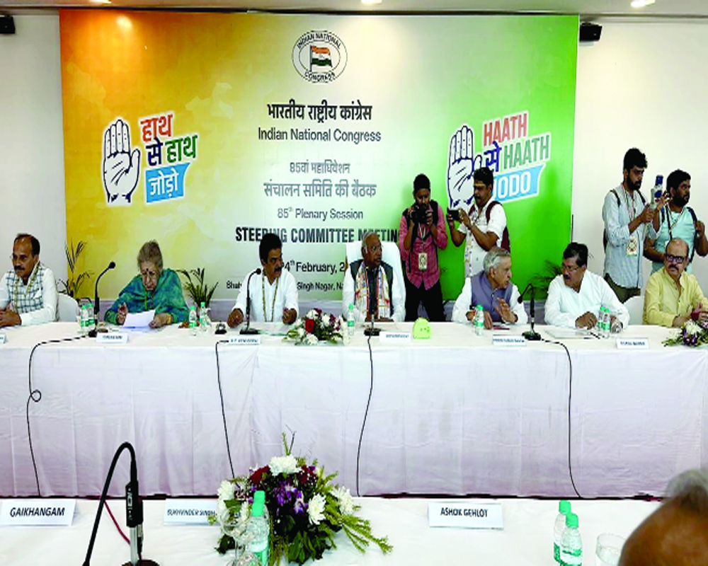 No CWC poll, Kharge to choose members