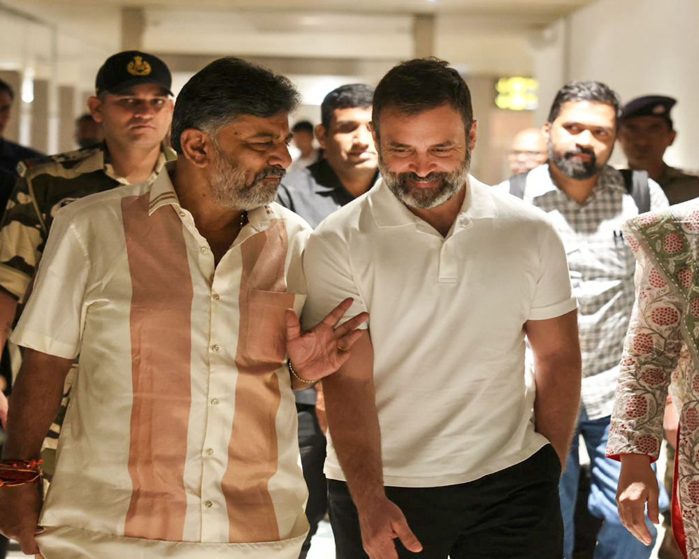 Siddaramaiah, Shivakumar to be sworn in as CM, Dy CM this afternoon, 8 legislators to take oath ...