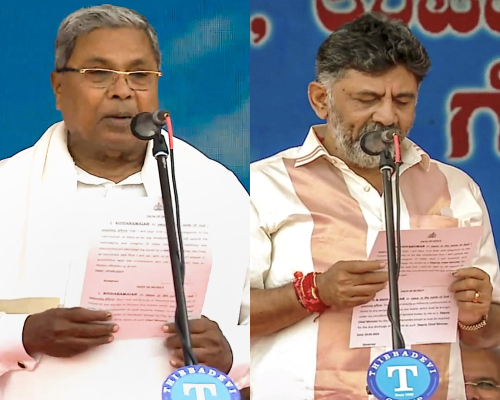 Siddaramaiah sworn in CM of Karnataka, several national opposition leaders attend