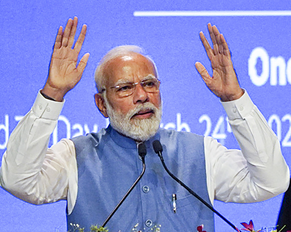 UP moving from hopelessness to hope under BJP govt: PM Modi