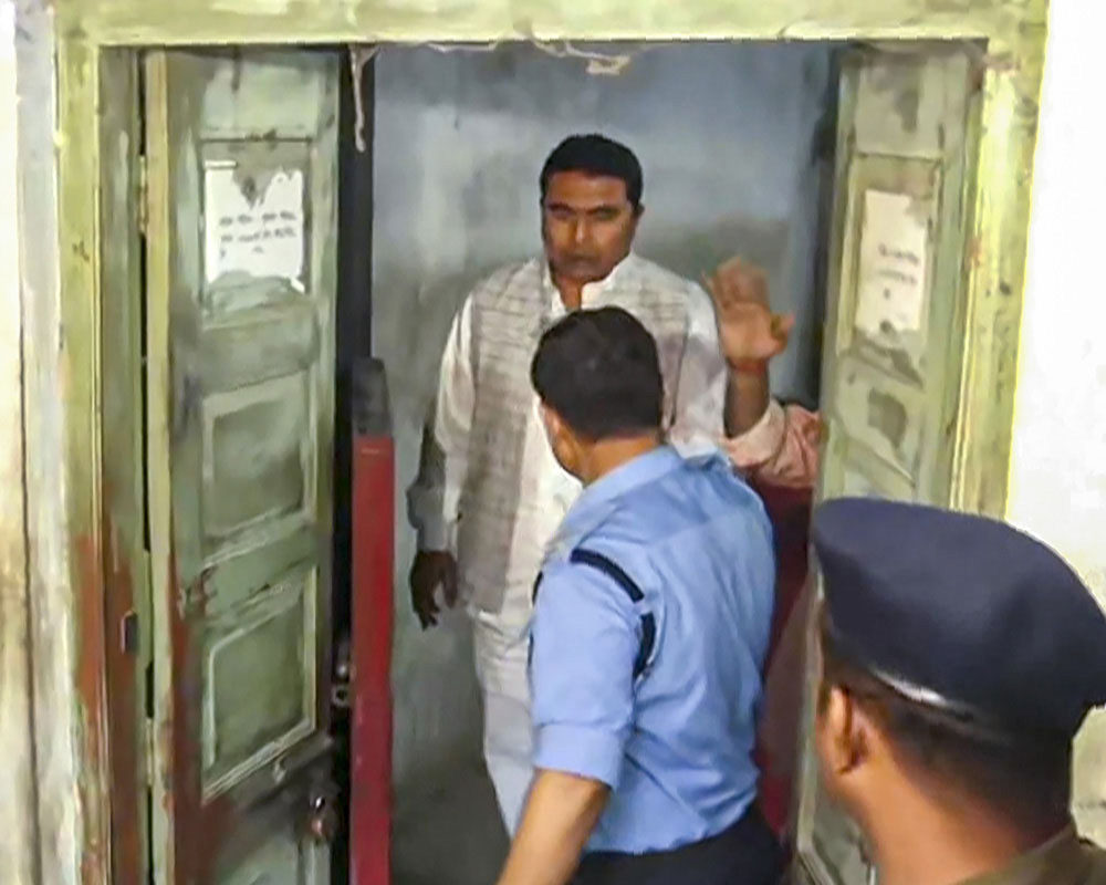 Cal HC orders CBI probe into alleged crimes against women, land grabbing in Sandeshkhali