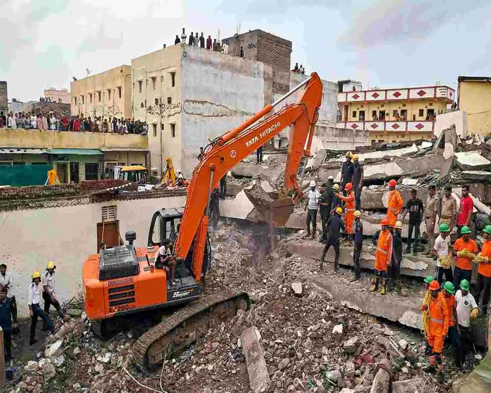 Surat building collapse death toll rises to 7; FIR against owners, 1 person held