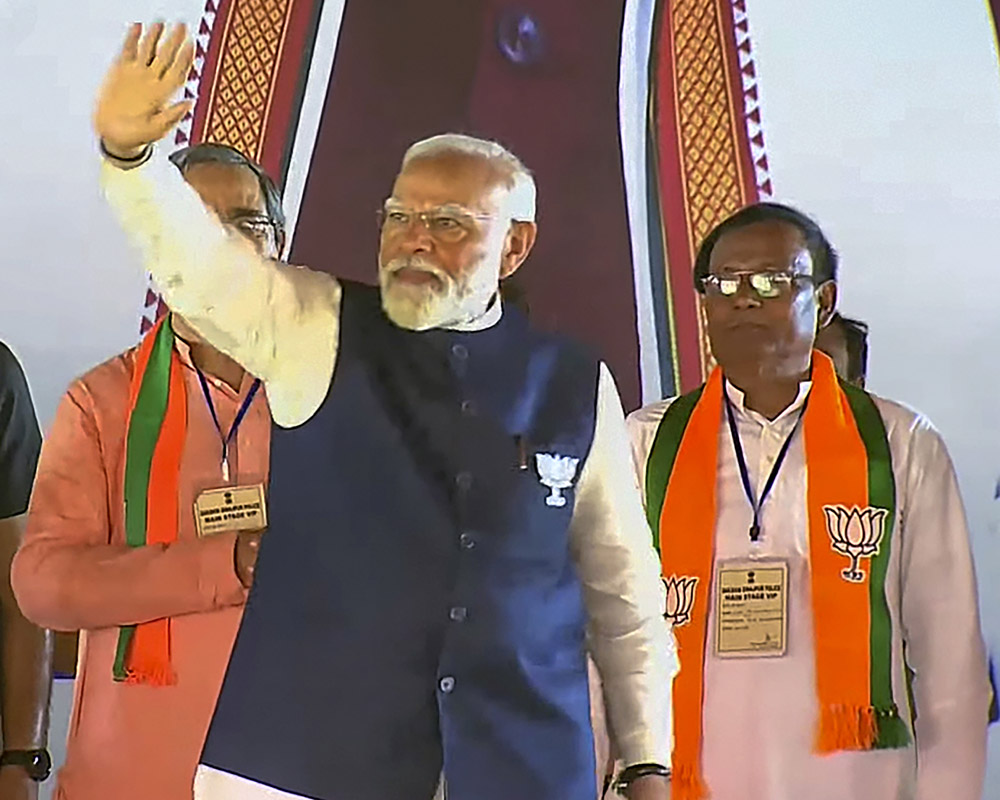 TMC protects infiltrators, opposes CAA: PM Modi