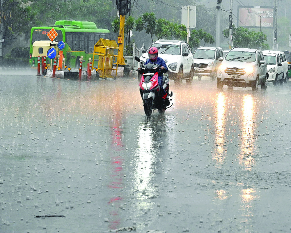 Rains lash Delhi-NCR; IMD issues safety advisory